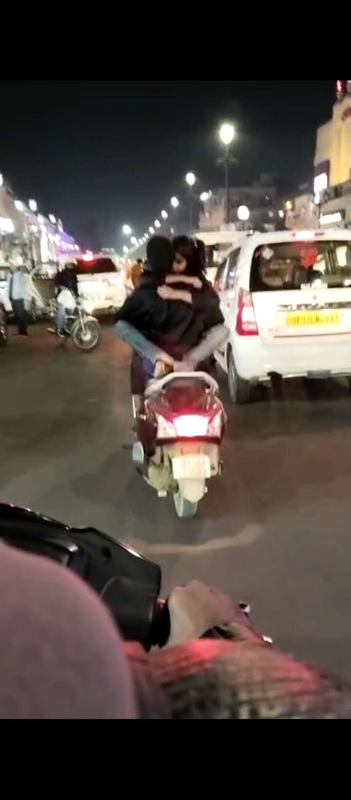 Lucknow News: Had to romance with a girl on a moving scooty on the road, boy arrested for ...