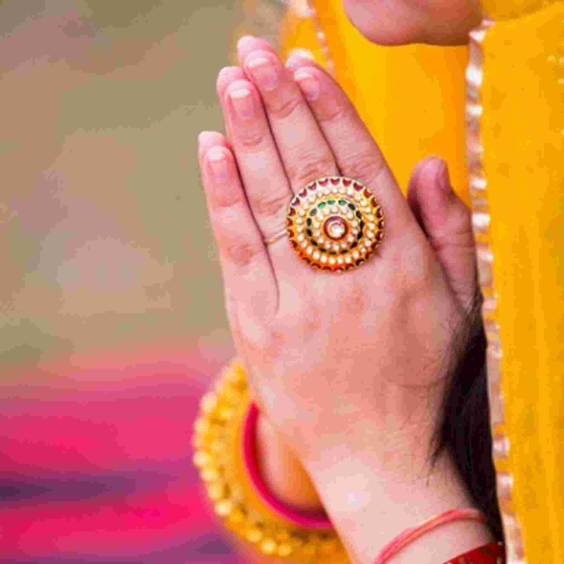 How and when to use Namaste or Namaskar | नमस्ते या नमस्कार का प्रयोग ...