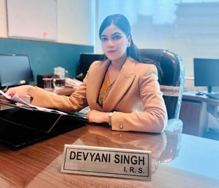Devyani Singh Success Story | जानिए देवयानी सिंह की इंस्पायरिंग कहानी ...